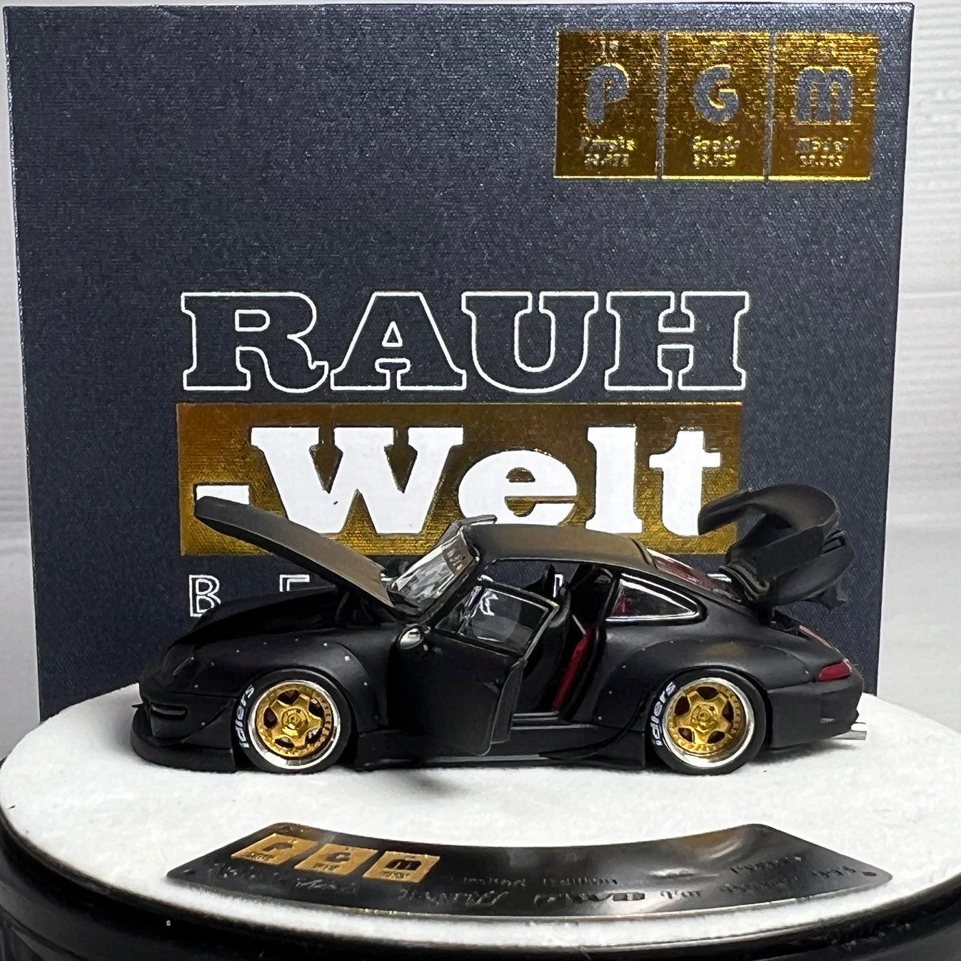 1/64 Scale PGM RWB 993 Matt Black Round Box Luxury Version | Peako Model